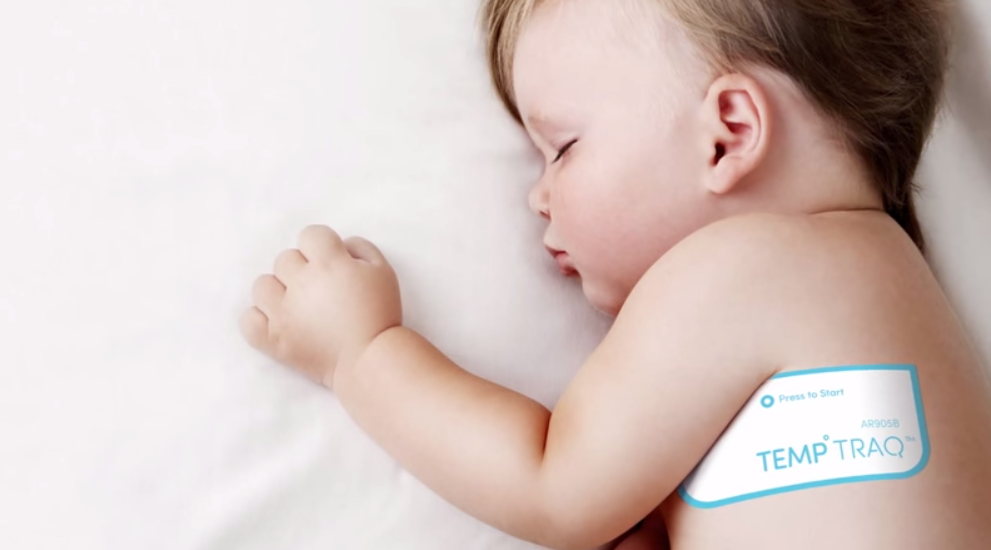 孩子生病時就靠它追蹤體溫：TempTraq 貼片式藍牙溫度計 | TechNews 科技新報