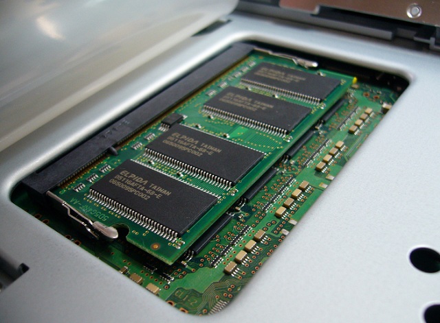 2014 Q4 合約價正處高點，DRAM 總產值成長 8.2% | TechNews 科技新報