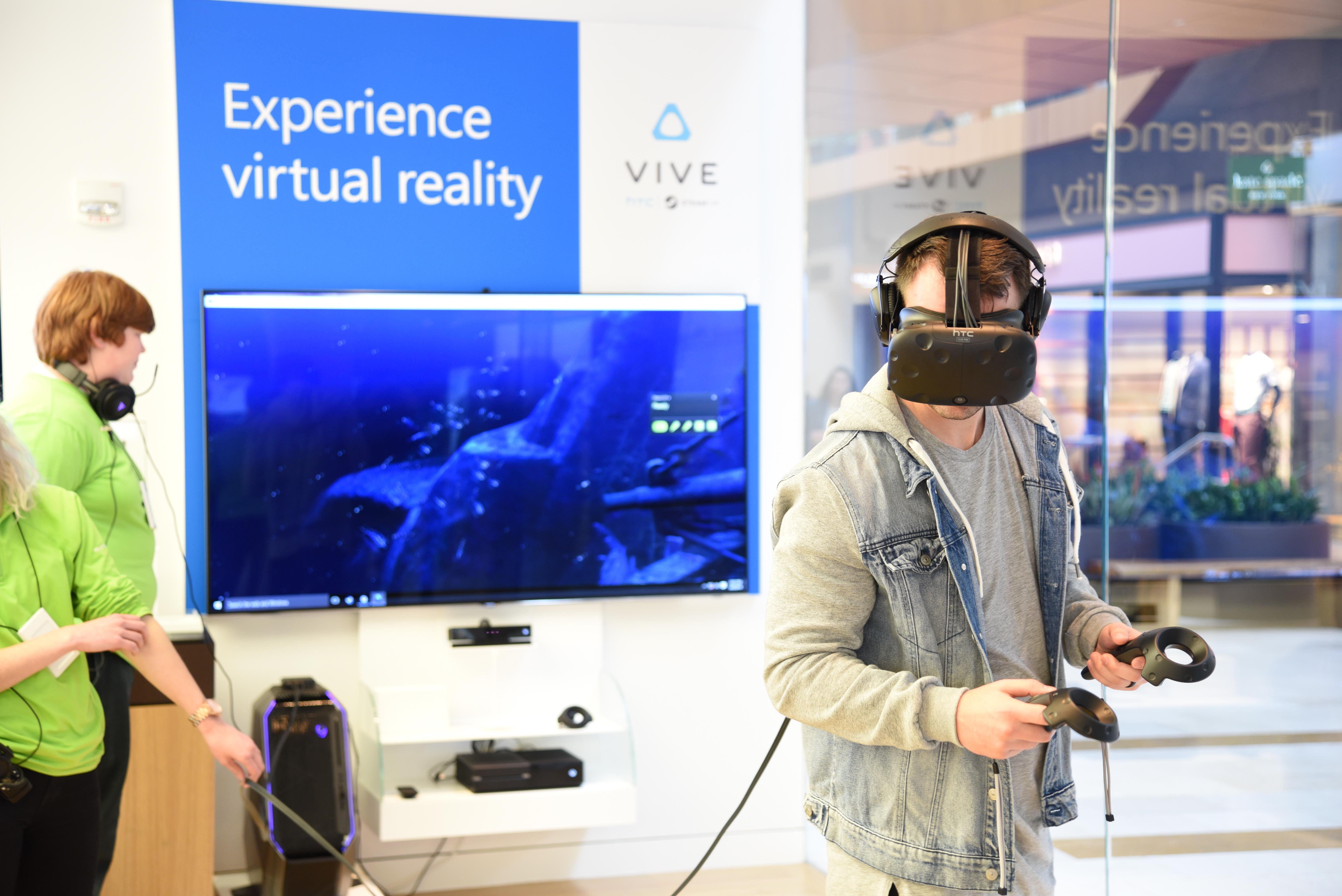 HTC 結合 Microsoft 與 GameStop，擴大美加地區 VIVE 體驗活動 | TechNews 科技新報