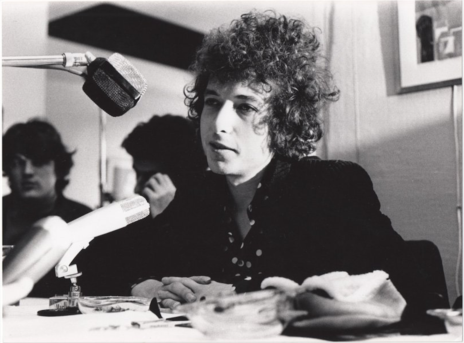 諾貝爾文學獎得主 Bob Dylan，歌詞被大量引用於科學研究報告 | TechNews 科技新報