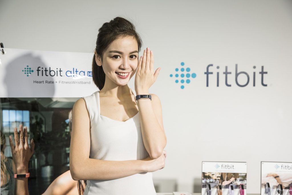 穿戴裝置再現曙光？ 繼蘋果銷售額破 50 億美元，Fitbit 也繳出成長成績 | TechNews 科技新報