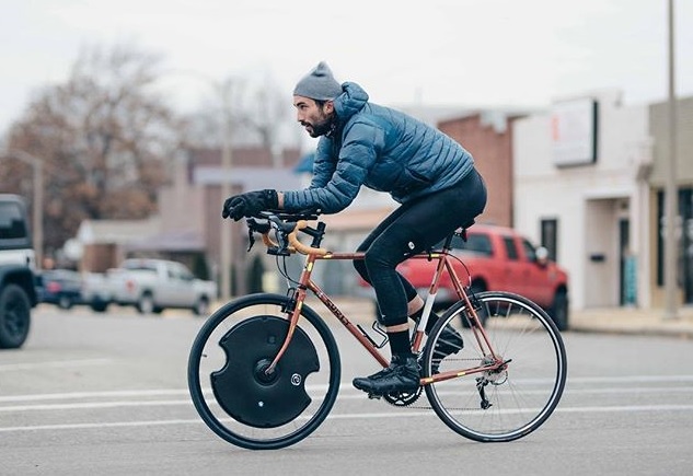幫自家語音助手打廣告，Google 請人騎自行車去 CES 會場 | TechNews 科技新報