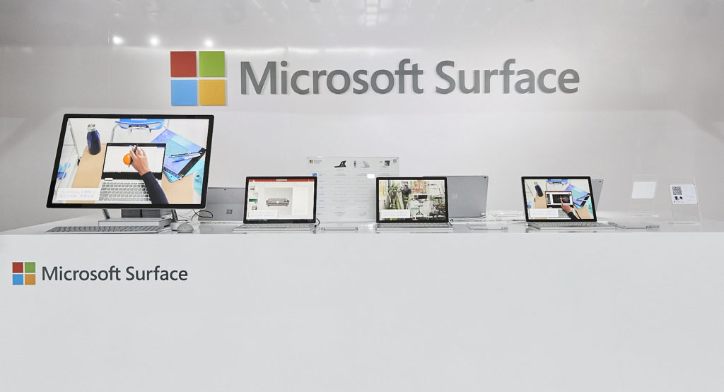 前微軟 CEO 巴爾默大讚 Surface 新品，硬體產品利潤可觀 | TechNews 科技新報