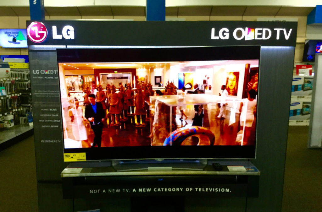 LG Display 擬將「微透鏡技術」用於 OLED 電視面板，亮度大增 50% | TechNews 科技新報