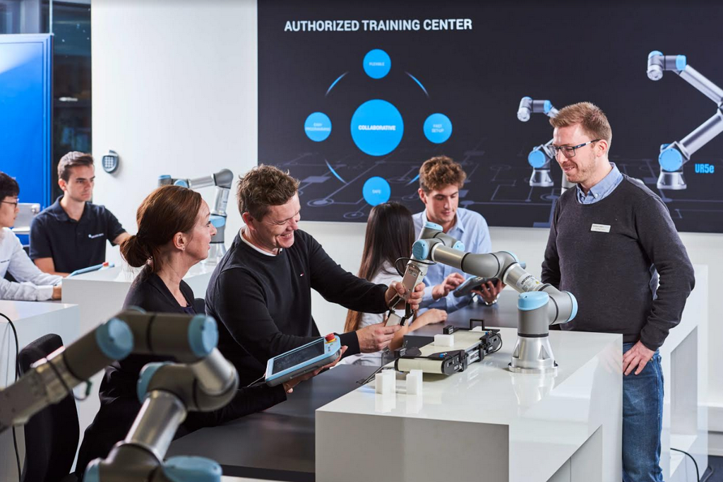 縮短自動化技術落差，Universal Robots 增設全球機器人培訓中心 | TechNews 科技新報