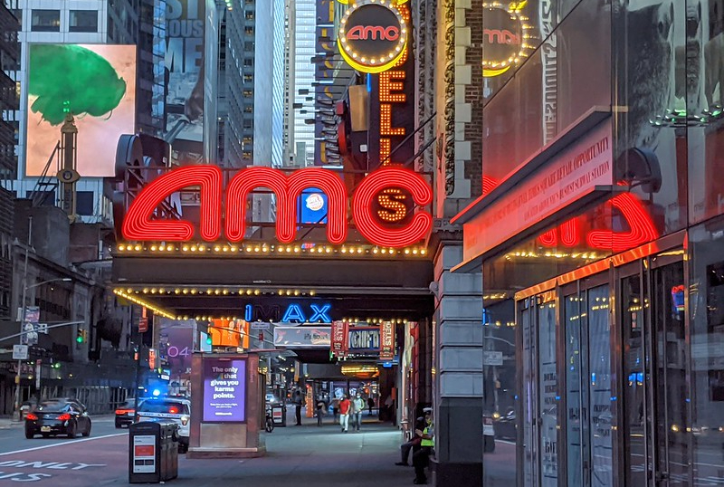 想吞下實體戲院？傳亞馬遜有意收購 AMC | TechNews 科技新報