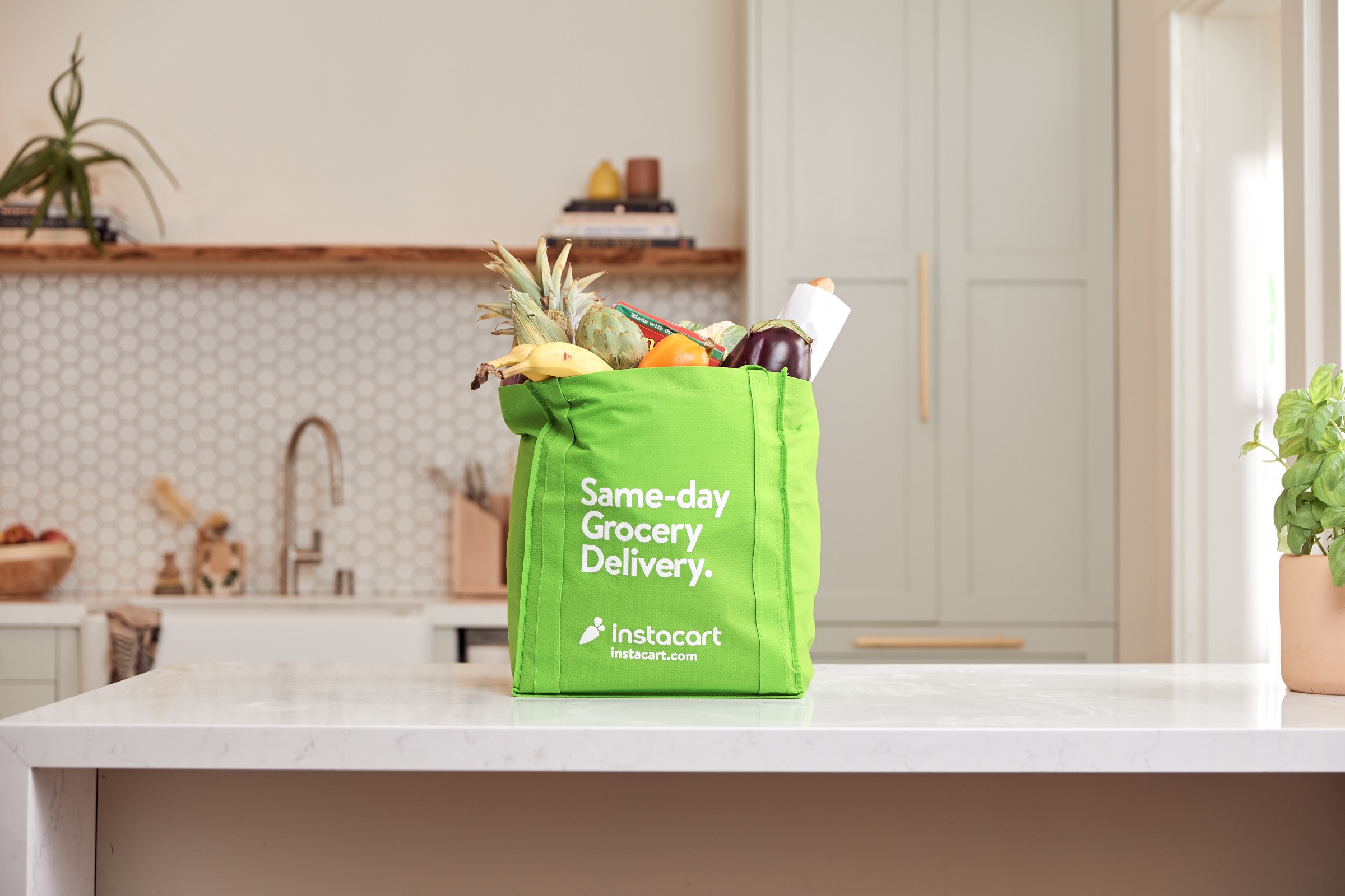 美國生鮮雜貨配送平台 Instacart 擬直接上市，估值可能超過 500 億美元 | TechNews 科技新報
