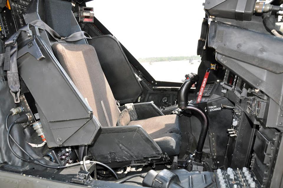 座椅設計太糟，NASCAR 車隊來幫忙解決阿帕契駕駛的腰痠背痛 | TechNews 科技新報