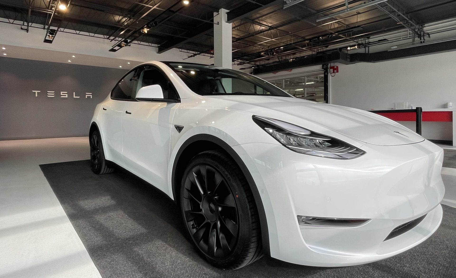 Model Y 全球大賣第三季已滿單，台灣恐怕還有得等了 | TechNews 科技新報