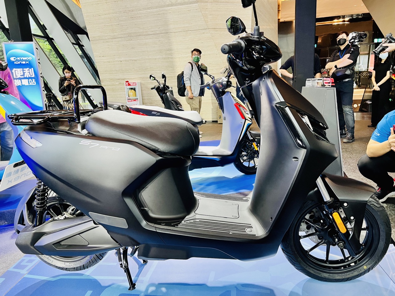 IONEX 全面升級，突破 8kW 成為市售最大動力白牌電動機車 | TechNews 科技新報