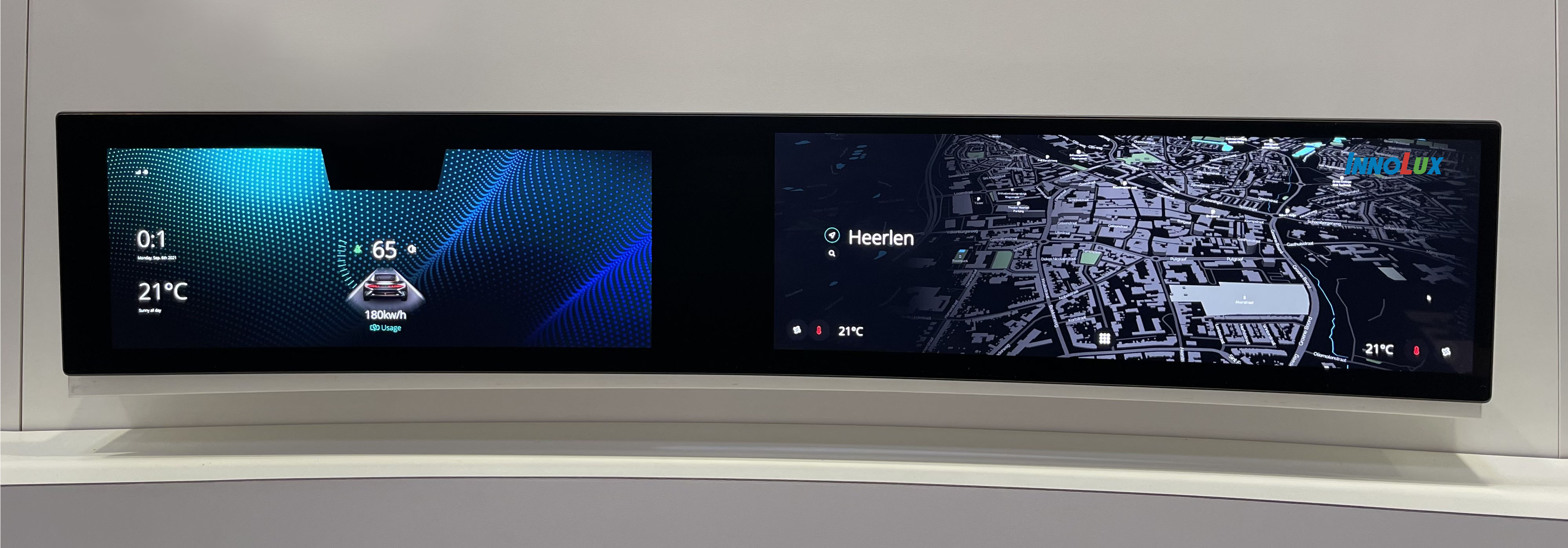 獨步全球！群創推車用曲面雙螢幕，搶攻智慧移動商機 | TechNews 科技新報