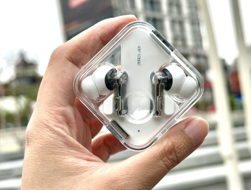 Nothing Ear (2) 開箱，設計簡約、體驗卻一點也不簡單 | TechNews 科技新報