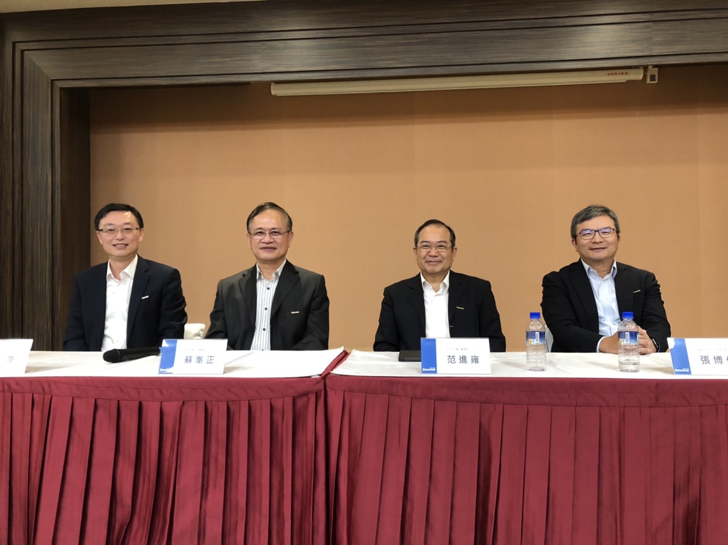 富采估 Q2 後逐季轉好，年底新廠建置完待 2025 年量產 | TechNews 科技新報