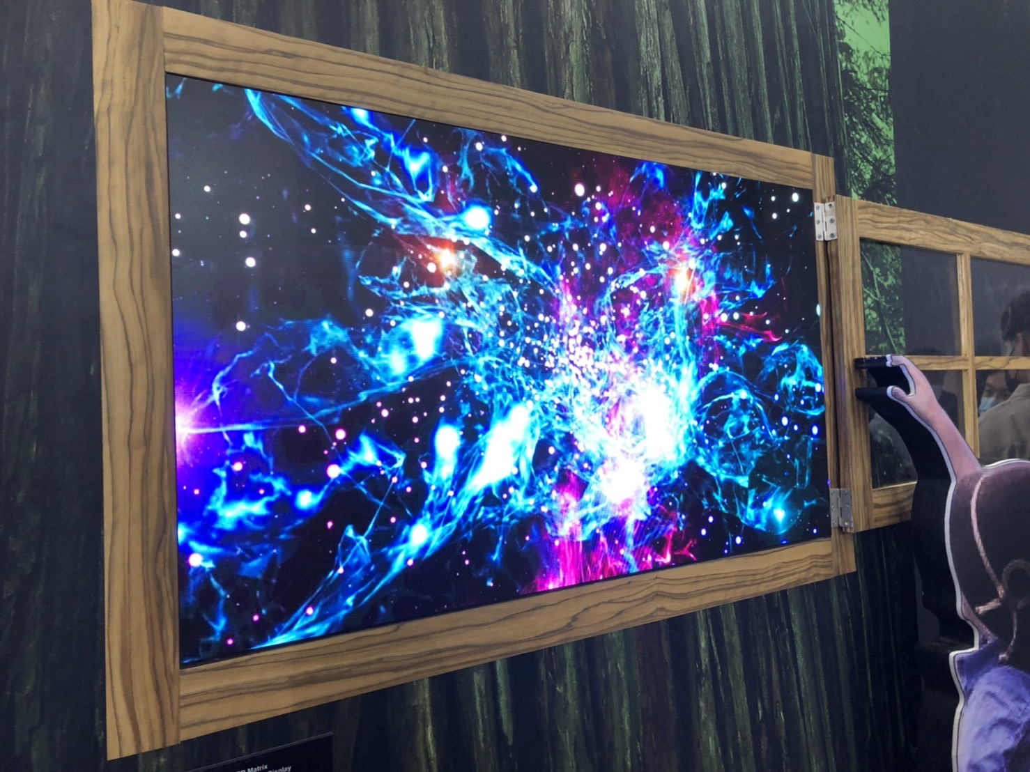 Micro LED 優勢！Micro IC 將顛覆性能、供應鏈，「顯示器產業變半導體業」 | TechNews 科技新報