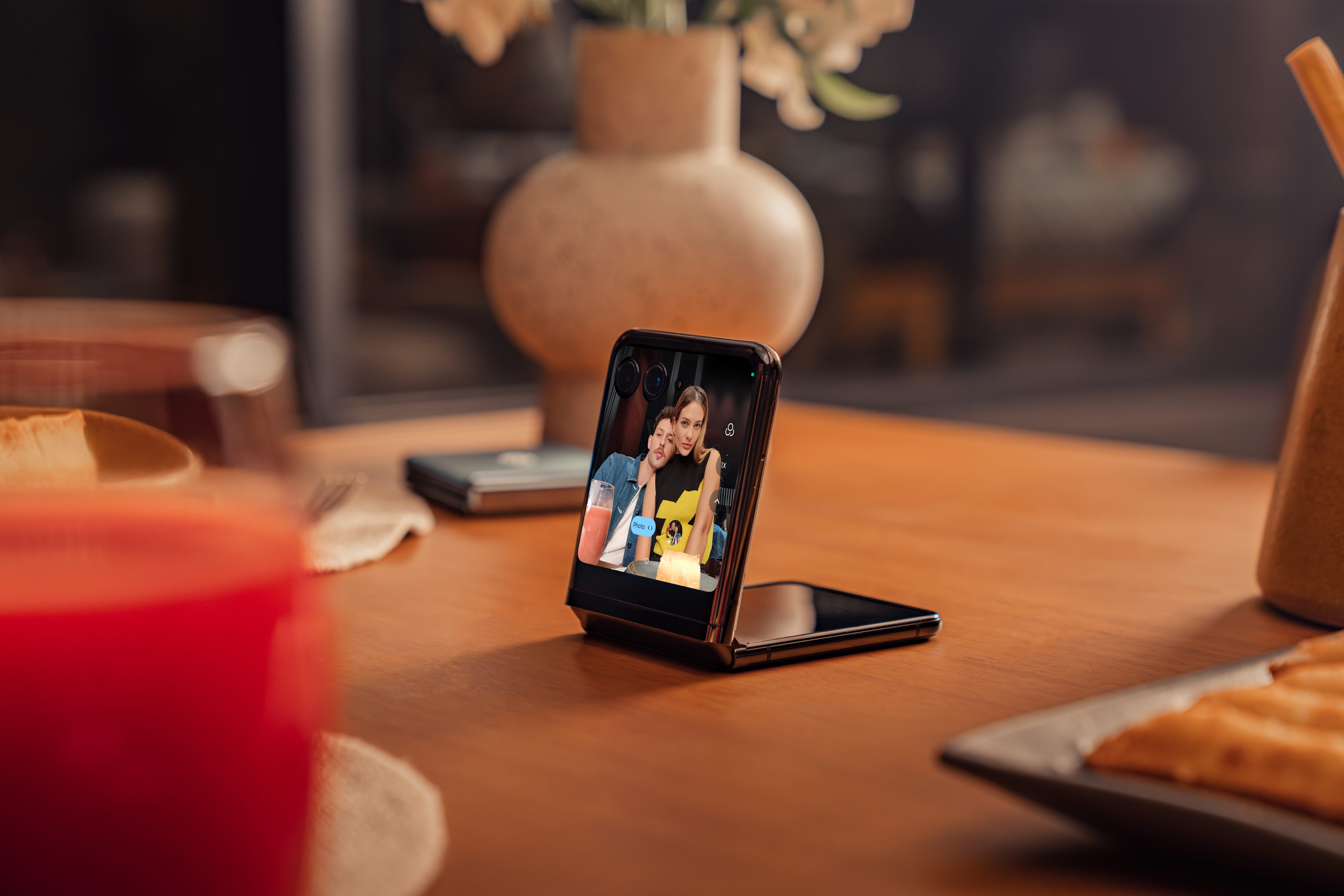 市場最大，3.6 吋外螢幕 Motorola Razr 40 Ultra 登台 | TechNews 科技新報