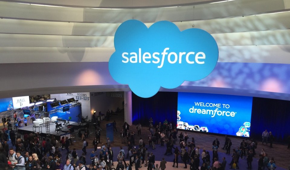 Salesforce 傳裁減 1,000 個職位、同時招募 AI 銷售人員 | TechNews 科技新報