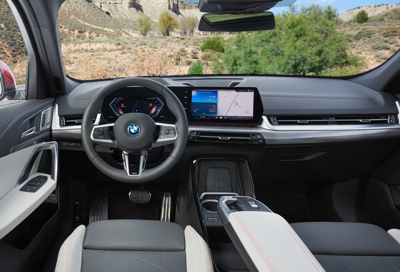 BMW 發表純電 iX2，續航力最高 449 公里 | TechNews 科技新報