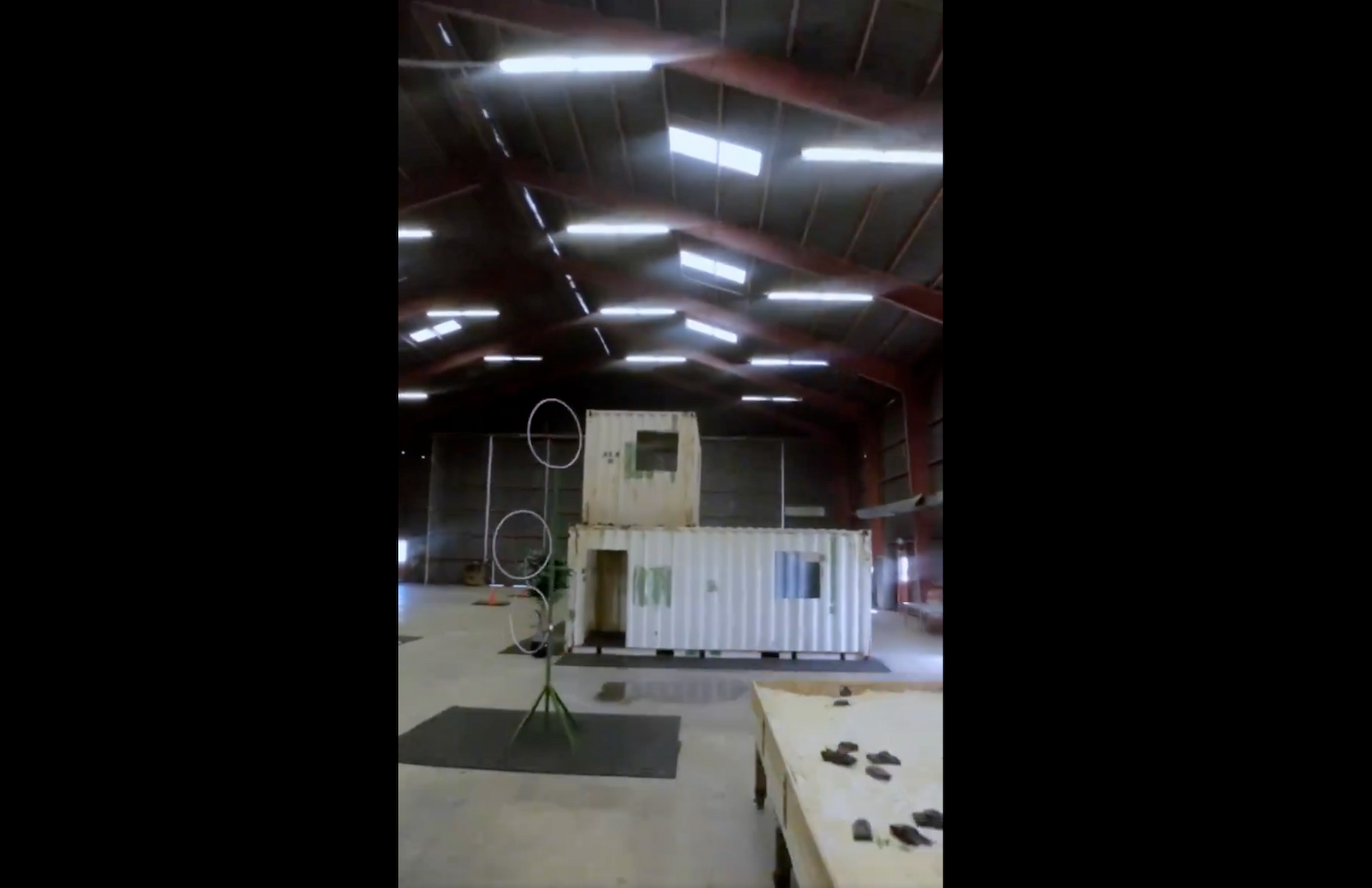 為下一戰準備，美軍召開小型無人機障礙比賽 | TechNews 科技新報