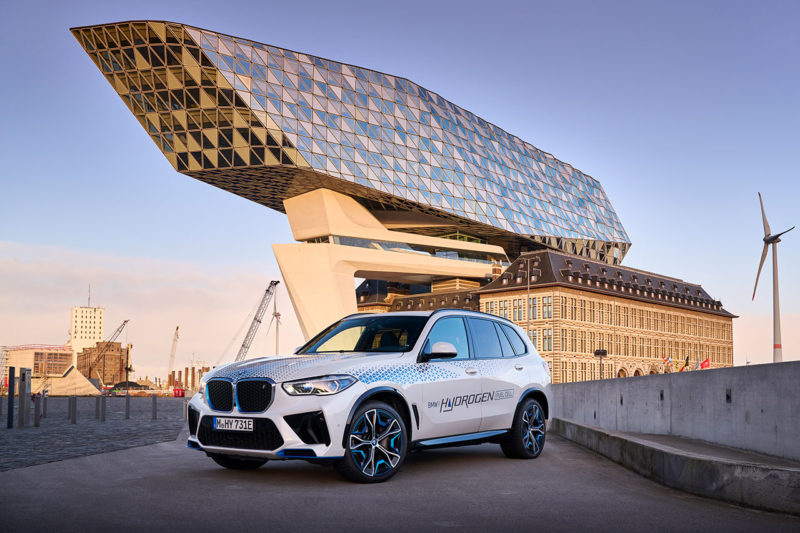BMW 不放棄氫能，2028 年將發表首款氫燃料電池車 | TechNews 科技新報