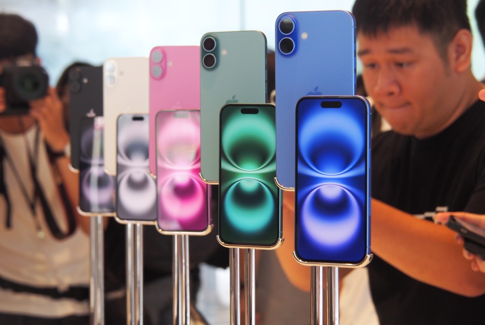 定位「真正 AI 手機」，郭明錤預測初代蘋果摺疊 iPhone | TechNews 科技新報