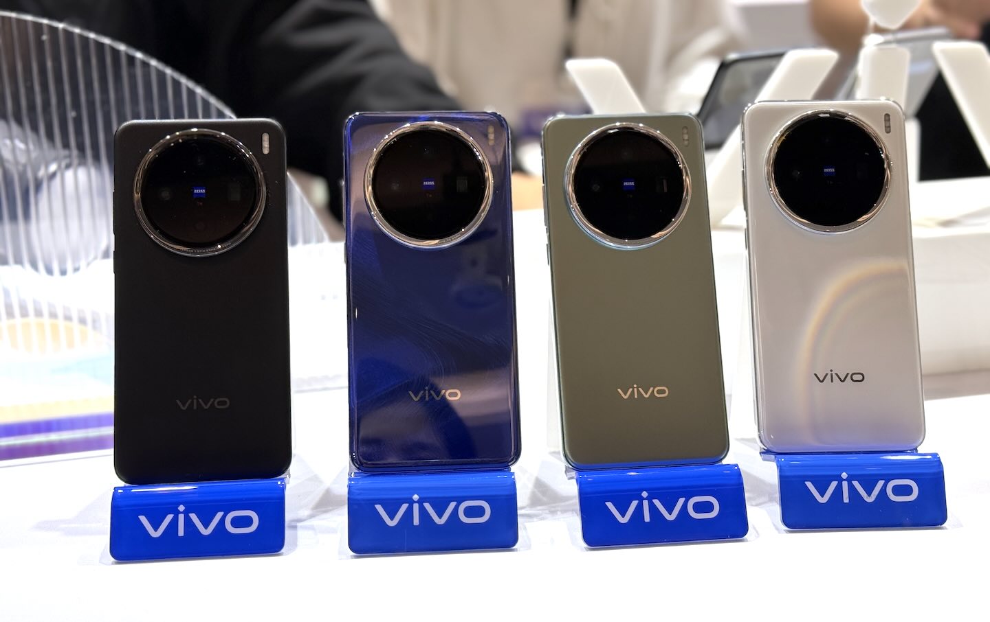 vivo X200 系列上市開紅盤，官方加碼「入股聯發科」 | TechNews 科技新報