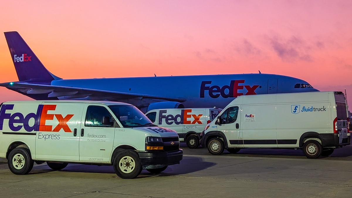 FedEx 三度砍財測、暗示美經濟不妙？盤後摔 | TechNews 科技新報