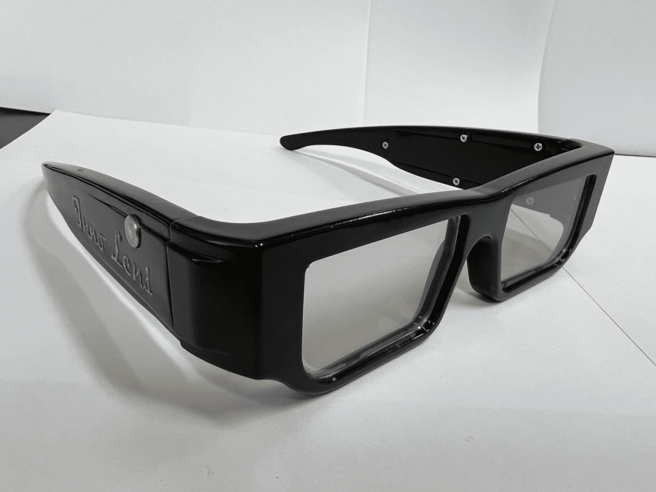 突破液晶物理限制，陽明交大團隊設計首款自動變焦液晶眼鏡 | TechNews 科技新報