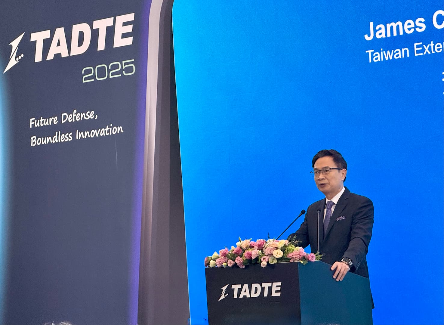 台北國際航太暨國防展前所未有盛大！貿協黃志芳：烏克蘭前來採購無人機 | TechNews 科技新報