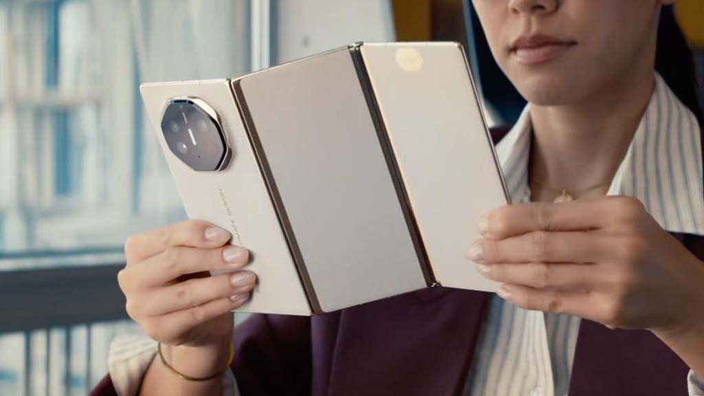 蘋果推出大摺疊、CMOS 集體「長大」！2026 將是手機「大」年 | TechNews 科技新報