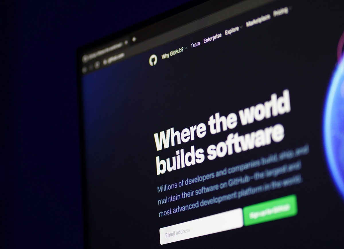 AI 開發熱潮席捲日本！GitHub 用戶四年暴增四倍，2030 年目標破千萬 | TechNews 科技新報